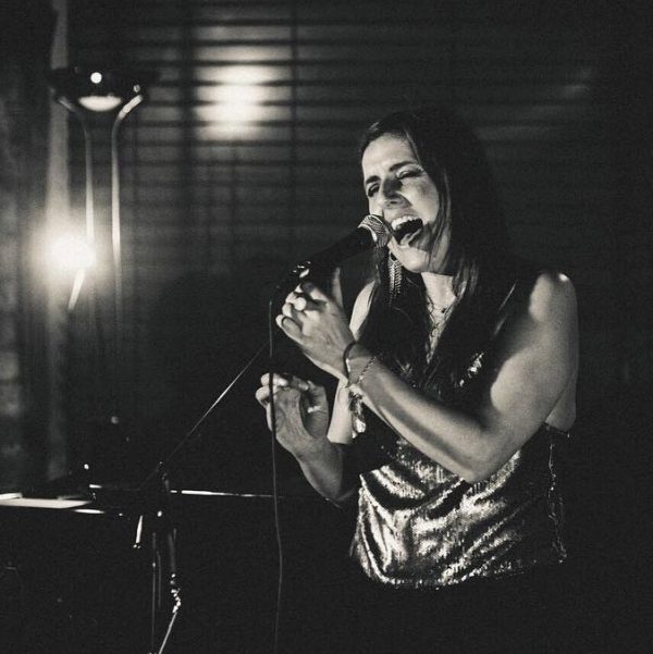 Official Website of Nikki Loy - Musician and Artist - Nikki Loy